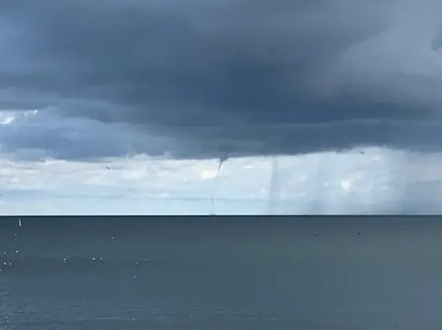 Tromber och fallvindar i Sverige 2020- — SMHI